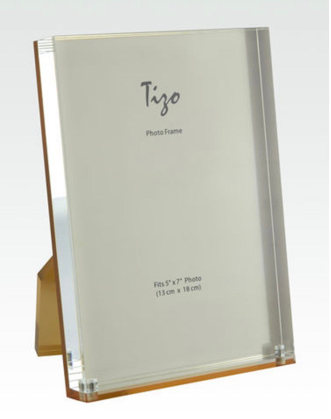 Acrylic Vertical 8 x 10 Frame - Gold or SIlver – The Tempting Table